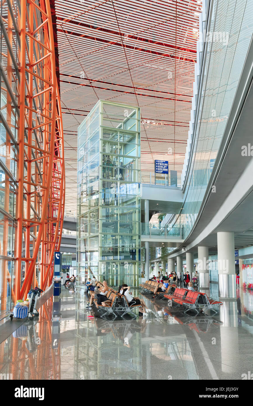 The worlds largest elevator hi-res stock photography and images - Alamy