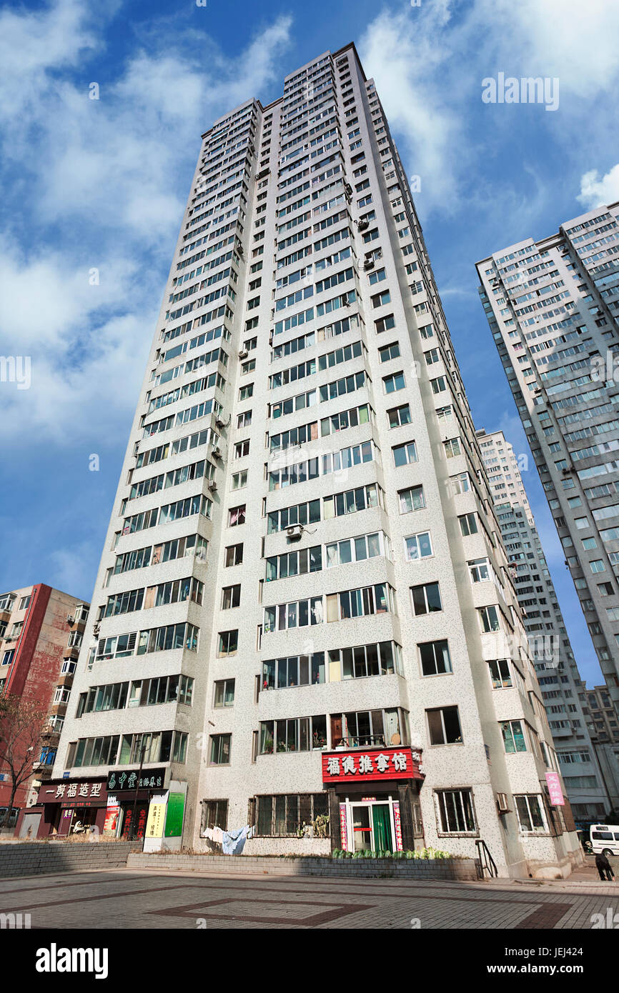 Tall dwelling High Resolution Stock Photography and Images - Alamy