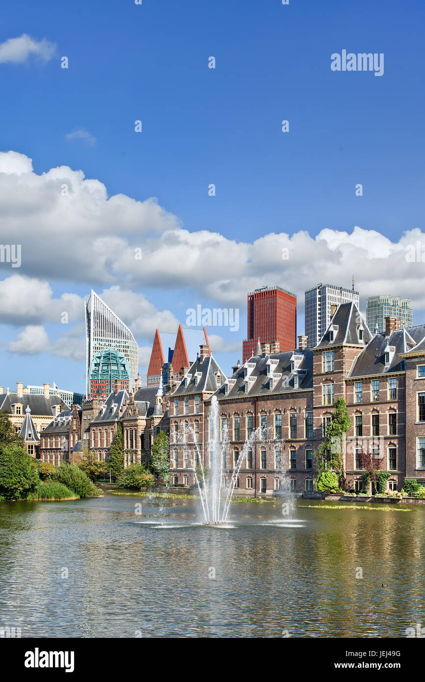Hague architecture hi-res stock photography and images - Alamy
