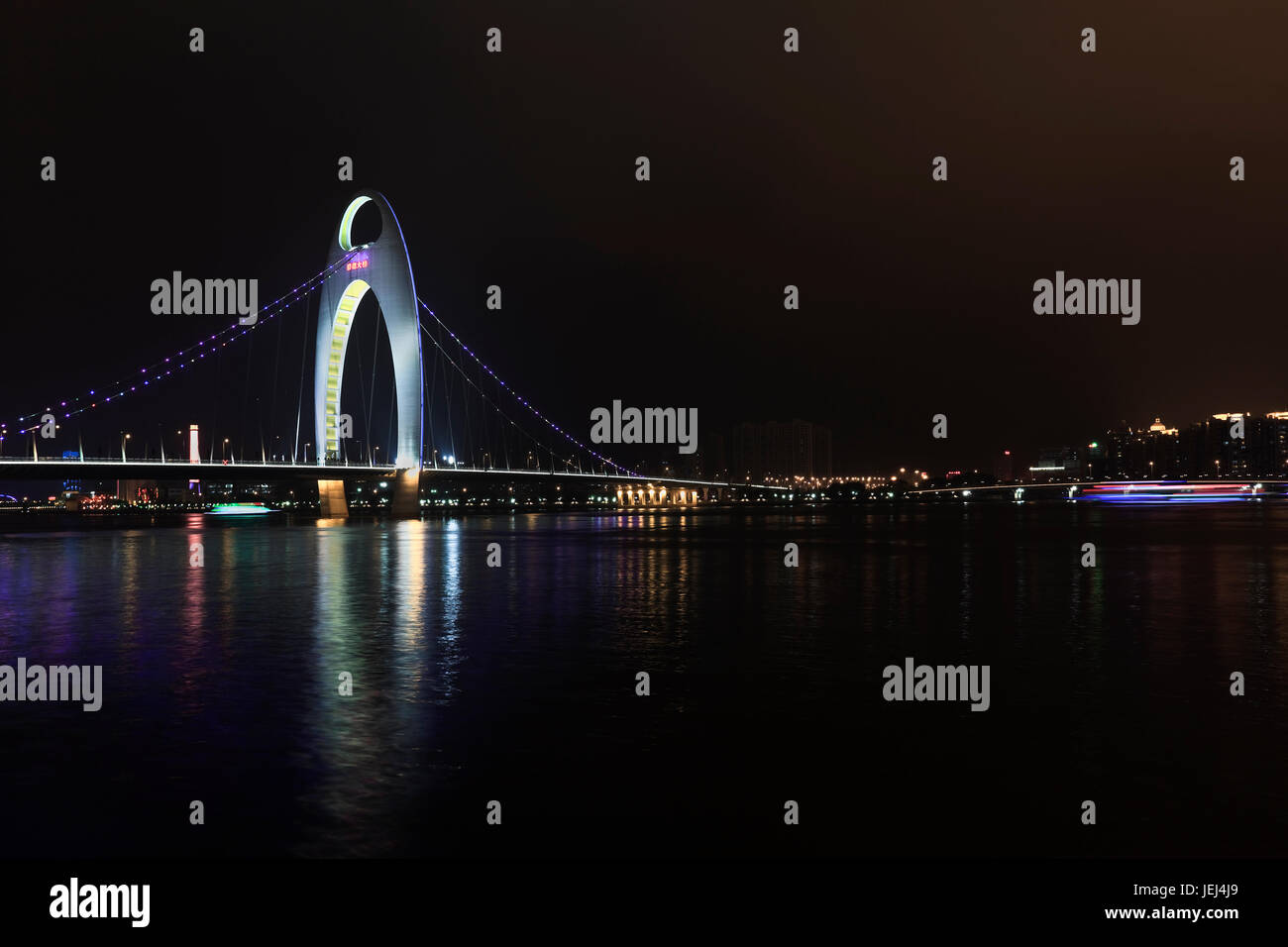 Guangzhou night view bridge building hi-res stock photography and ...