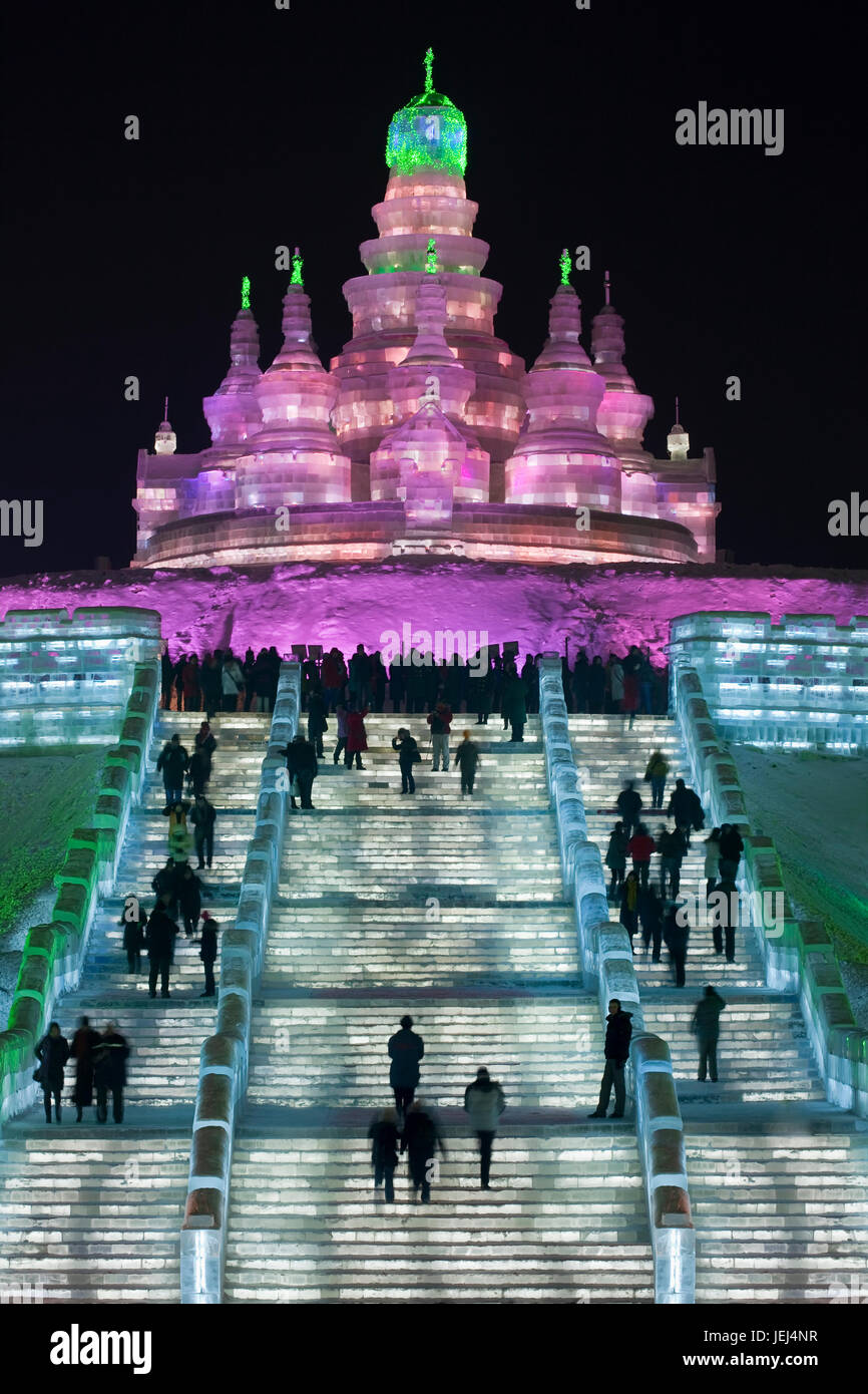 Harbin ice festival hi-res stock photography and images - Alamy