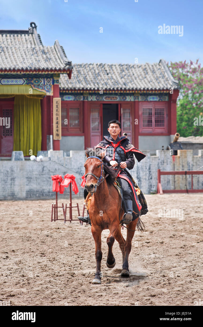 Chinese warrior horse hi-res stock photography and images - Alamy