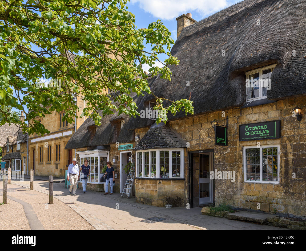 Broadway Cotswolds High Street High Resolution Stock Photography and ...