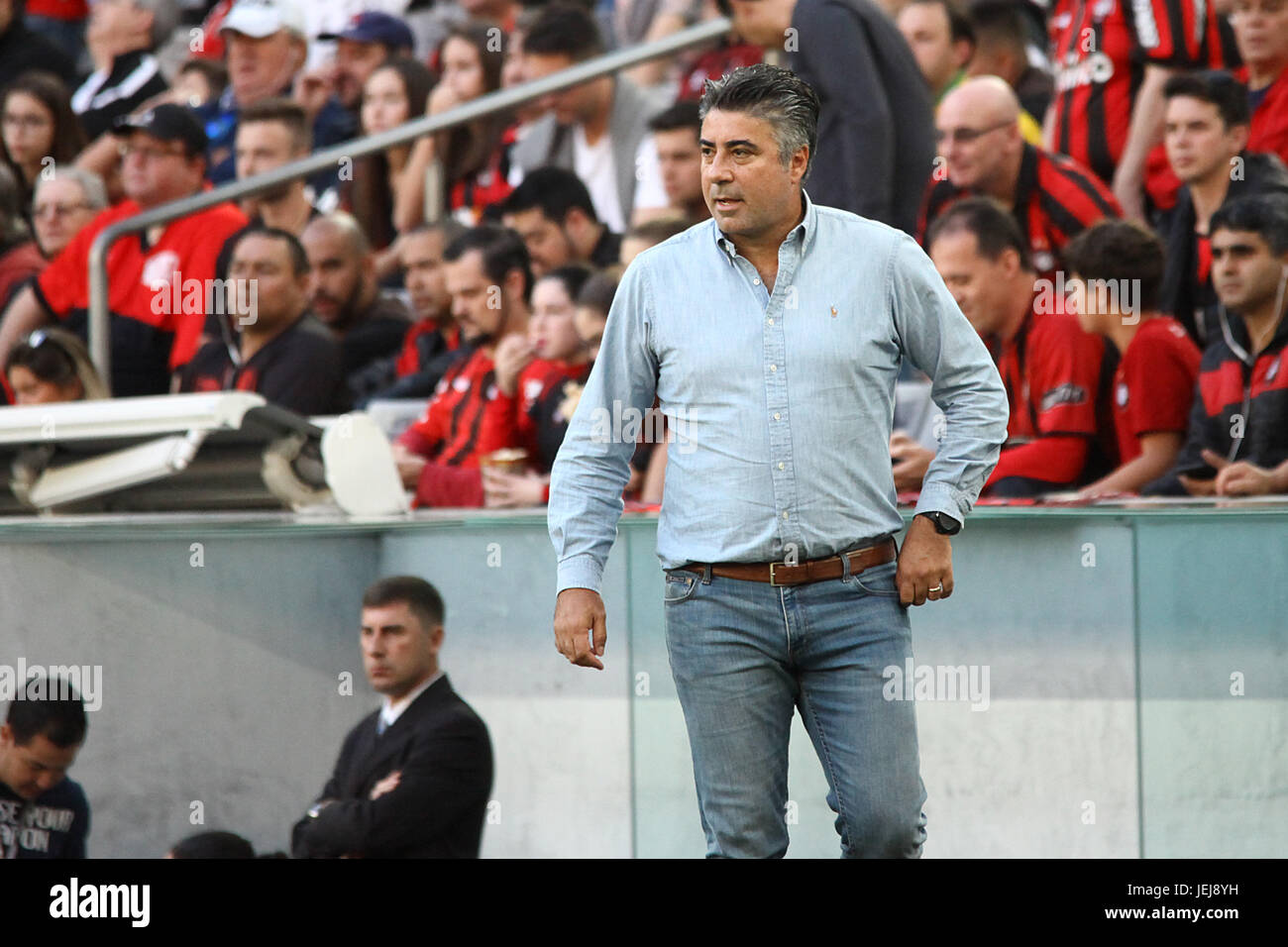 Curitiba, Brazil. 25th June, 2017. Victory coach Alexandre Gallo during ...