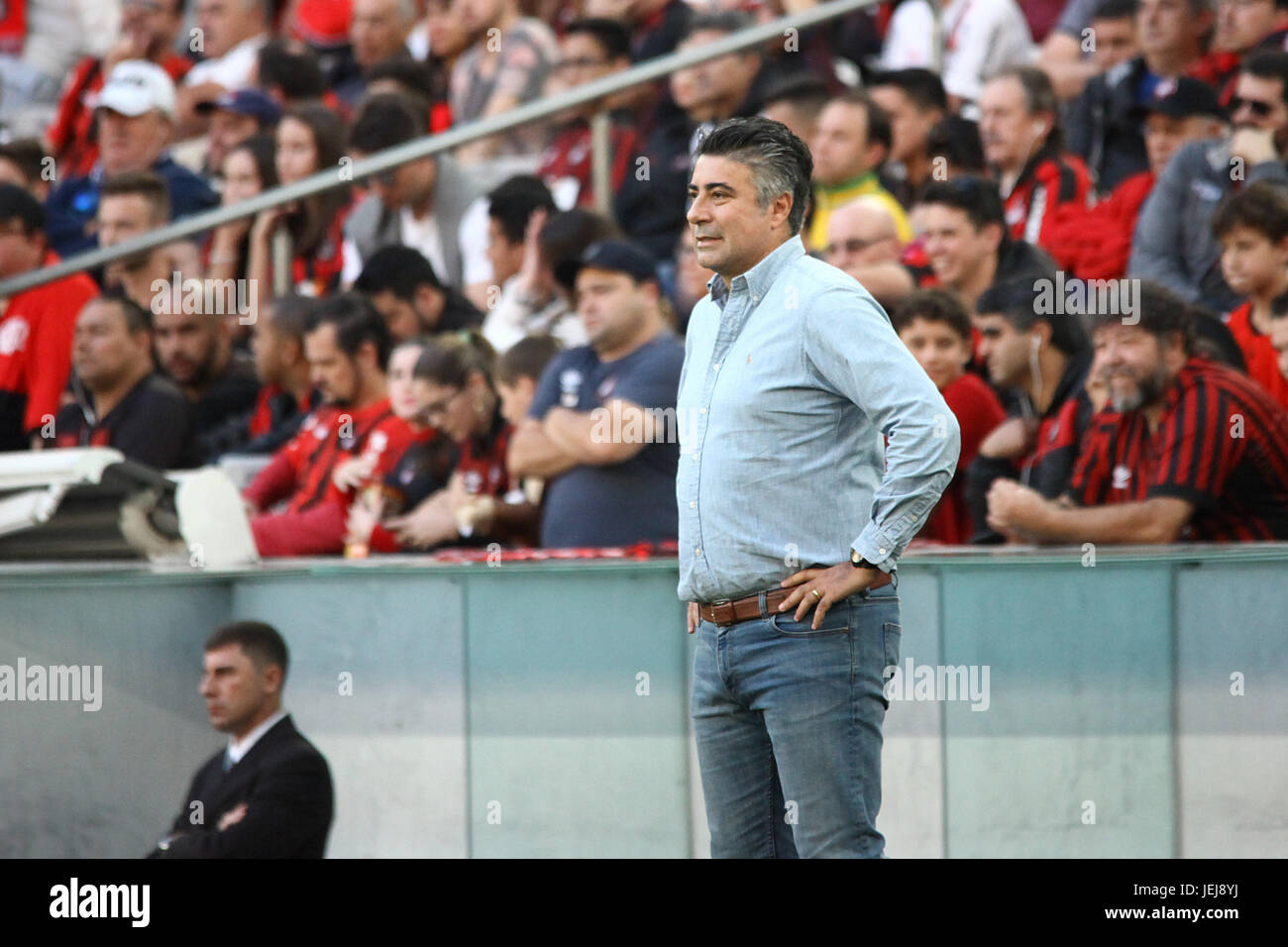 Curitiba, Brazil. 25th June, 2017. Victory coach Alexandre Gallo during ...