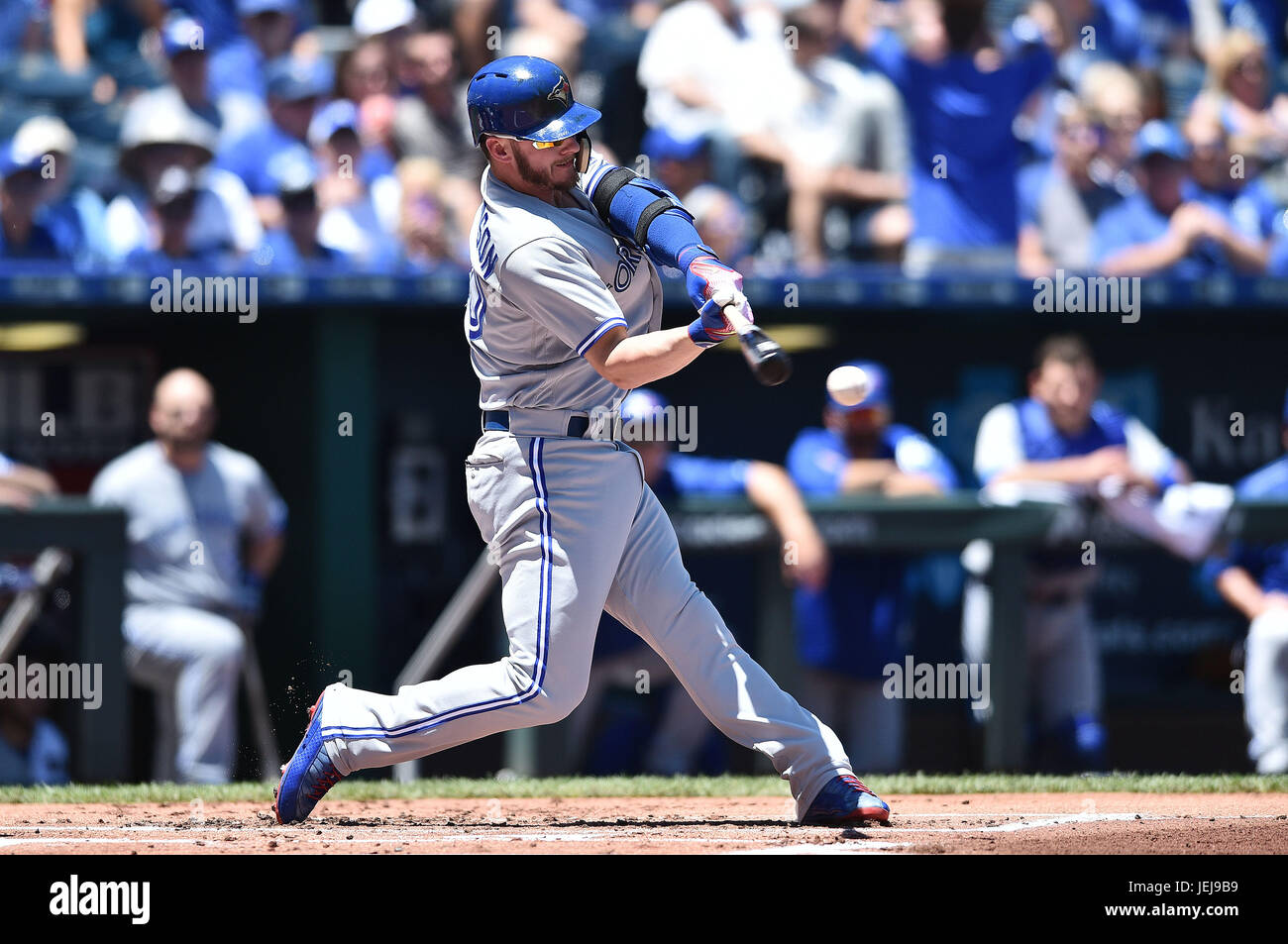 Toronto blue jays josh donaldson hi-res stock photography and images ...