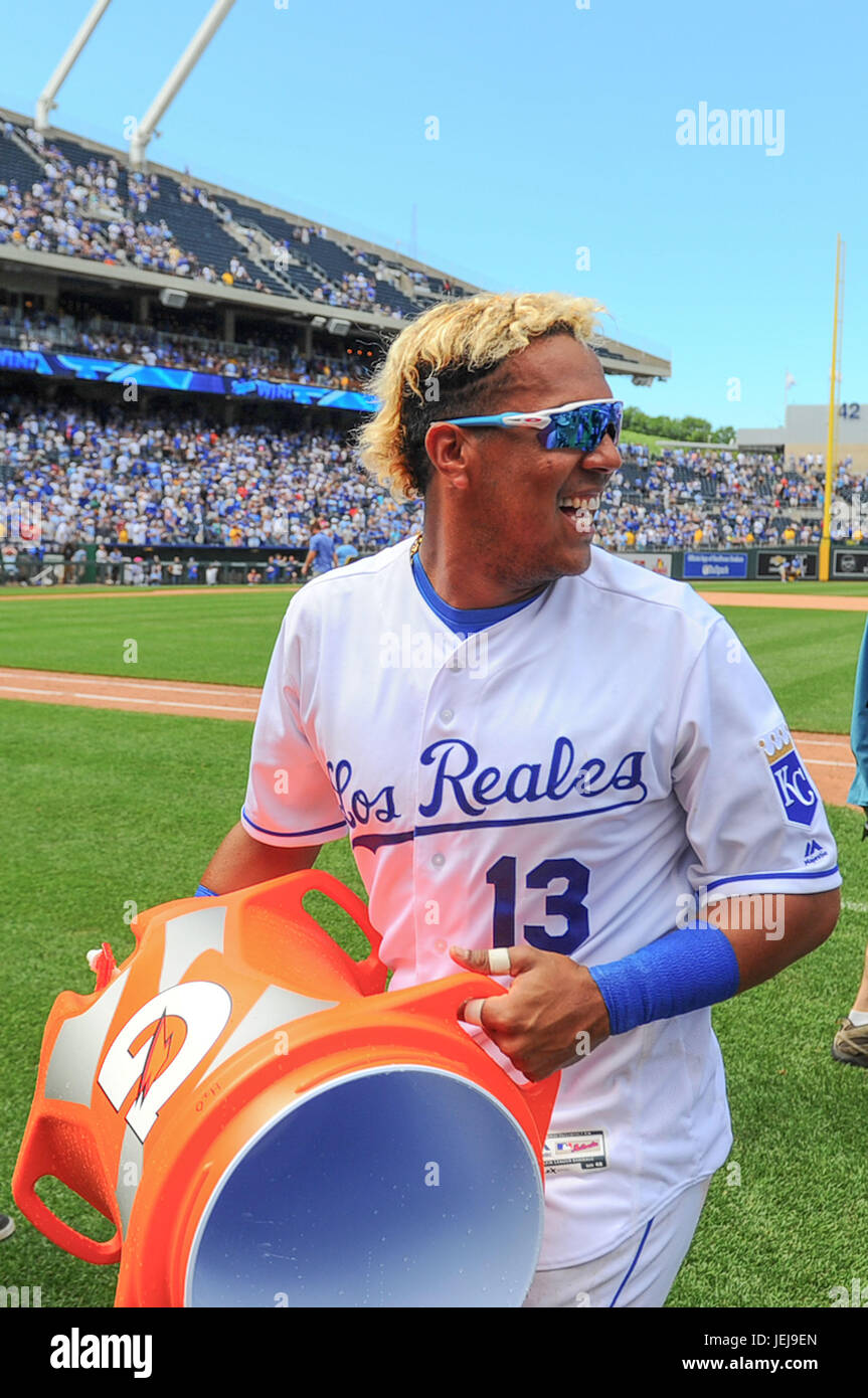 Kc royals fans hi-res stock photography and images - Alamy
