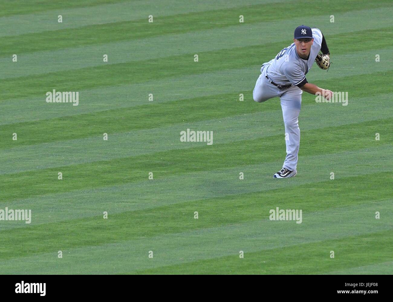 Rob refsnyder hi-res stock photography and images - Alamy