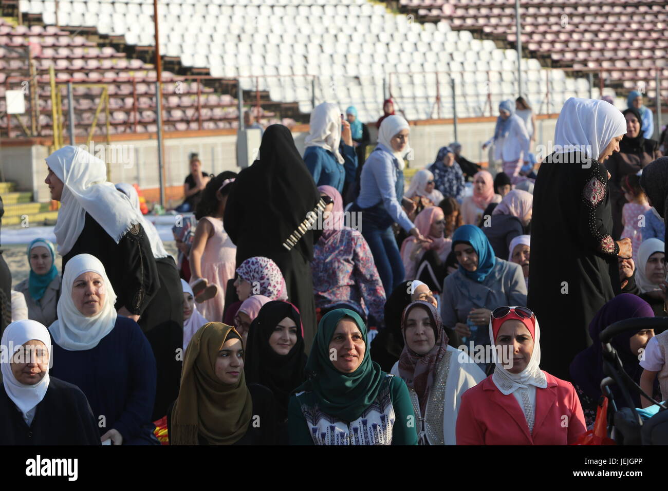 Bucharest, Romania. 25th June, 2017. Muslims celebrating Eid al-Fitr ...