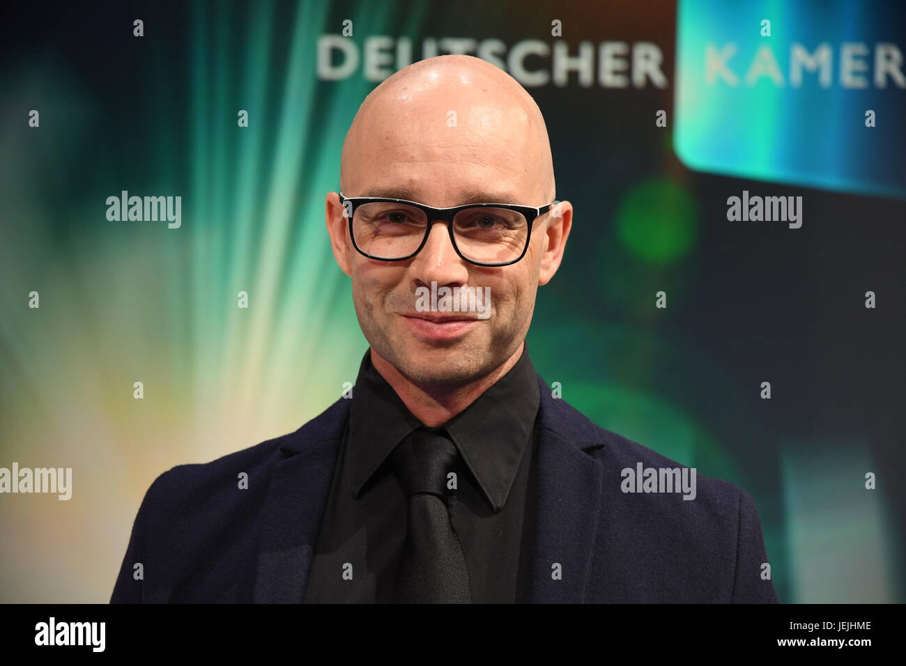 Cologne, Germany. 24th June, 2017. The camera man Chris Wright poses at ...