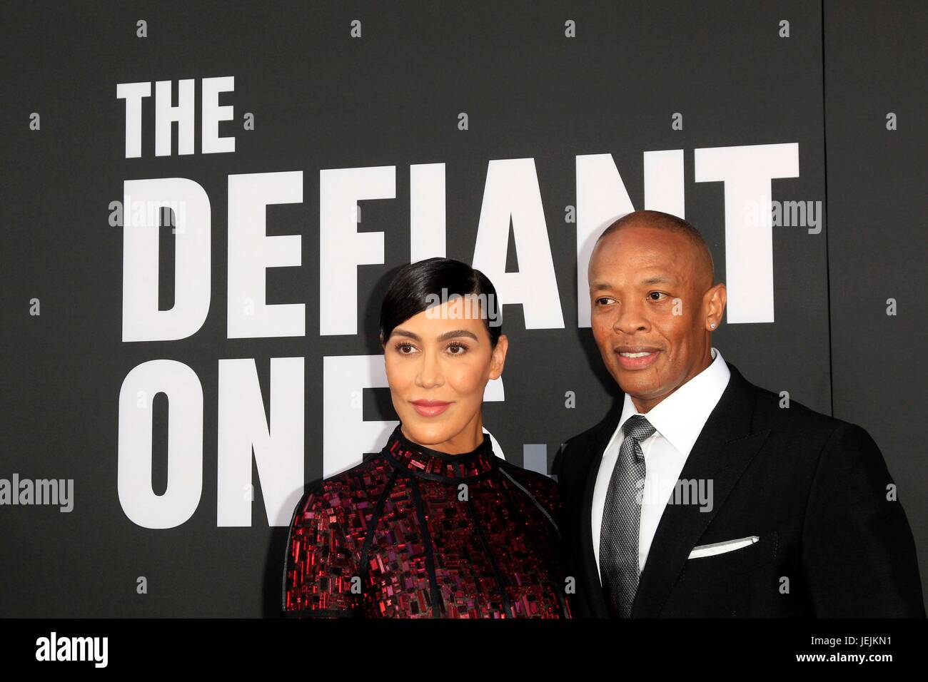 Nicole Young, Dr Dre at arrivals for THE DEFIANT ONES Premiere ...