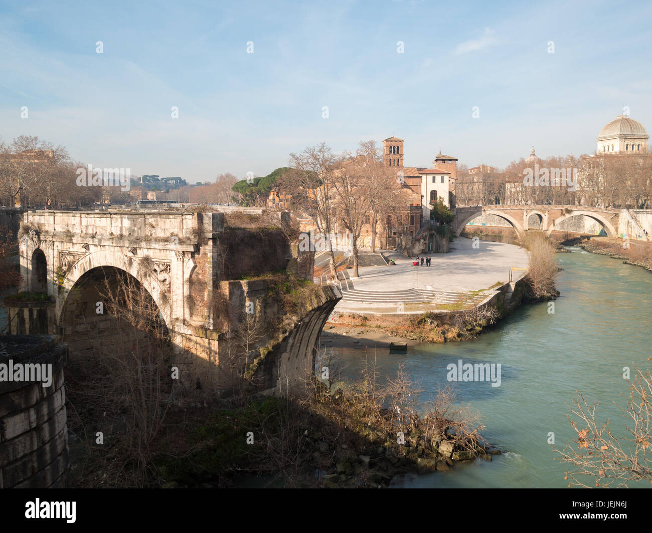 Emilia bridge ruin and Tiberina island Stock Photo - Alamy