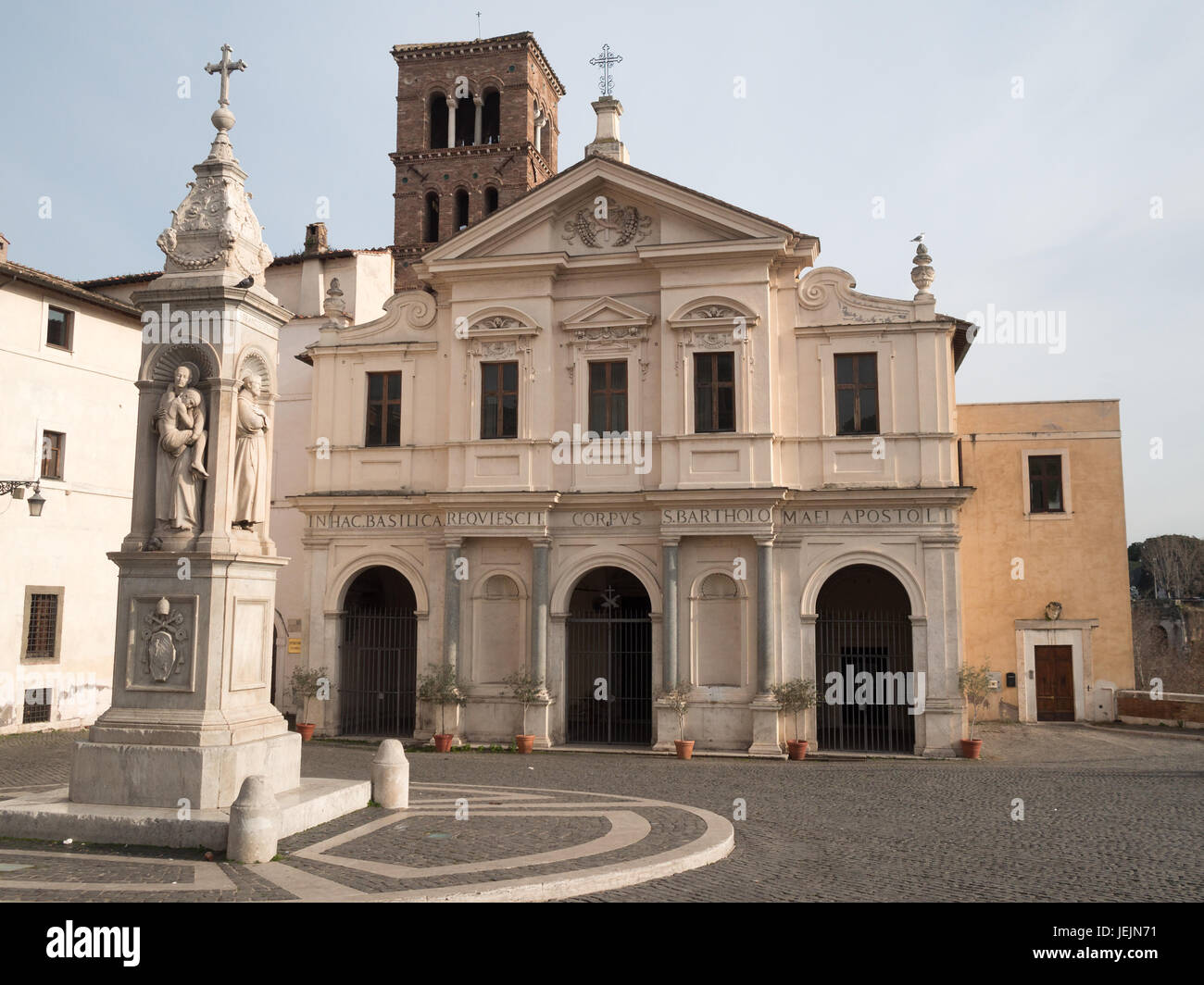 San bartolomeo all'isola hi-res stock photography and images - Alamy