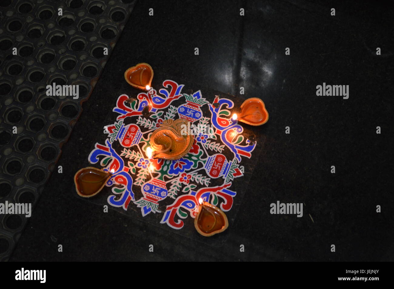 Deepavali hi-res stock photography and images - Alamy