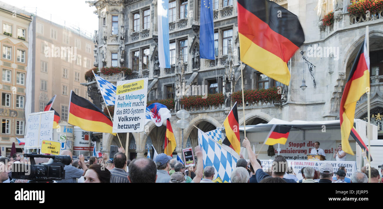 Pegida munchen hi-res stock photography and images - Alamy