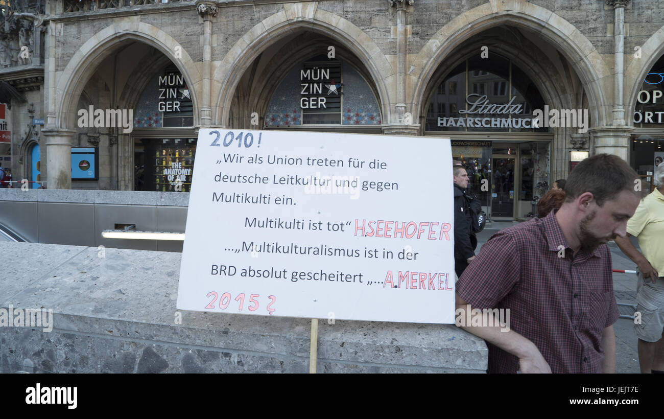 Pegida munchen hi-res stock photography and images - Alamy