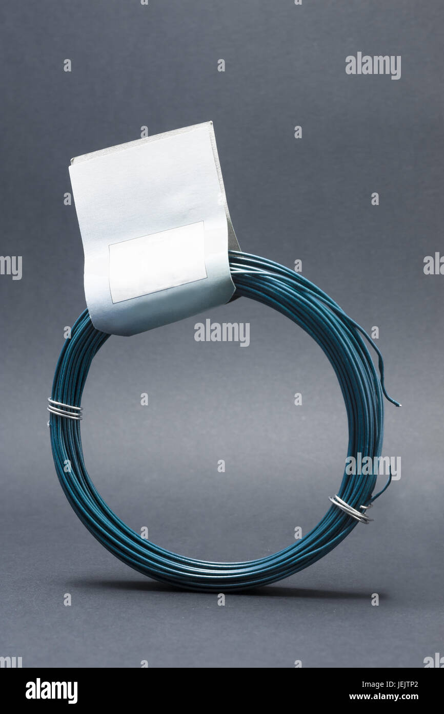 Grey background wire hi-res stock photography and images - Alamy