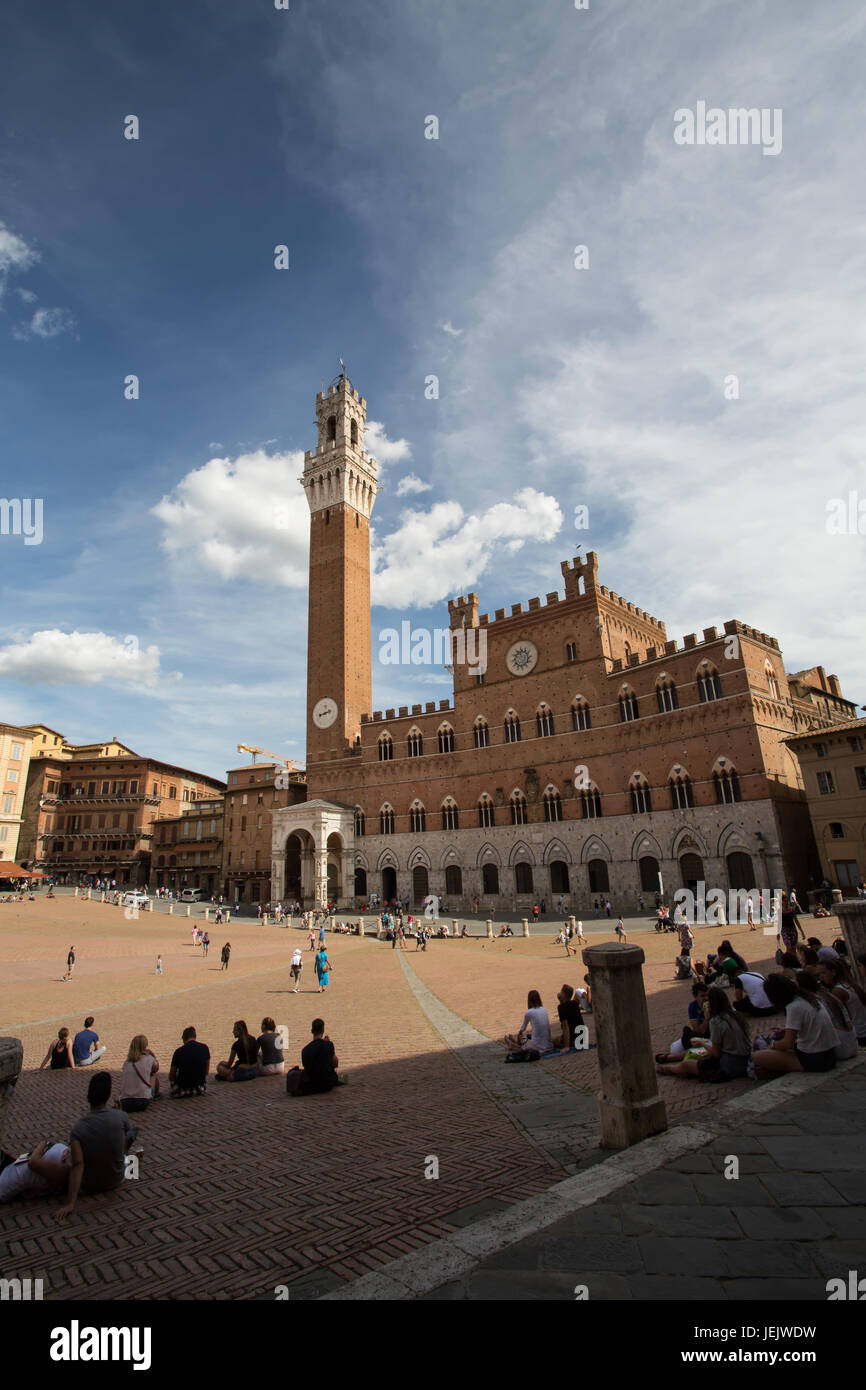 Piazzo del Campo Stock Photo - Alamy