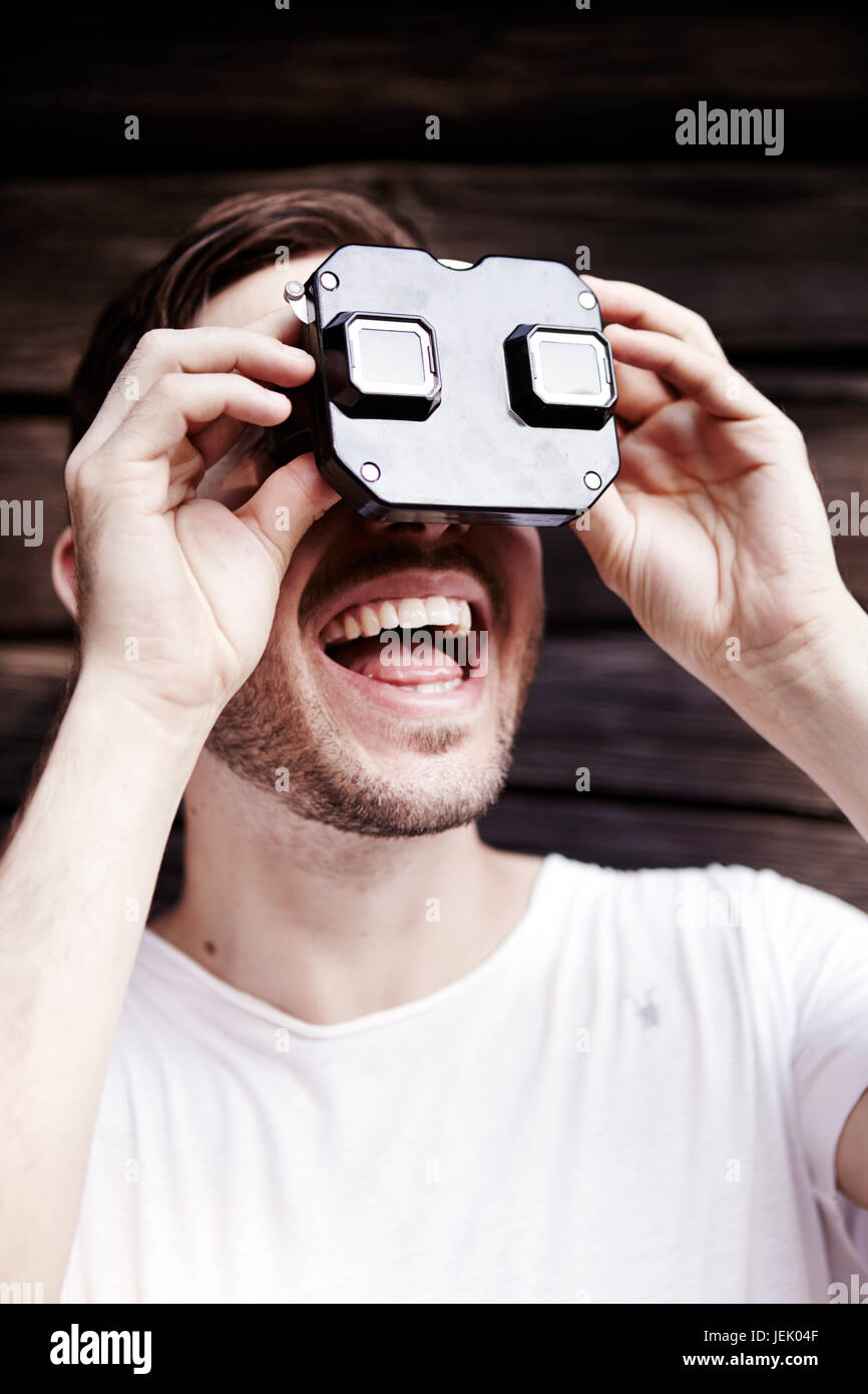 Looking through viewfinder hi-res stock photography and images - Alamy