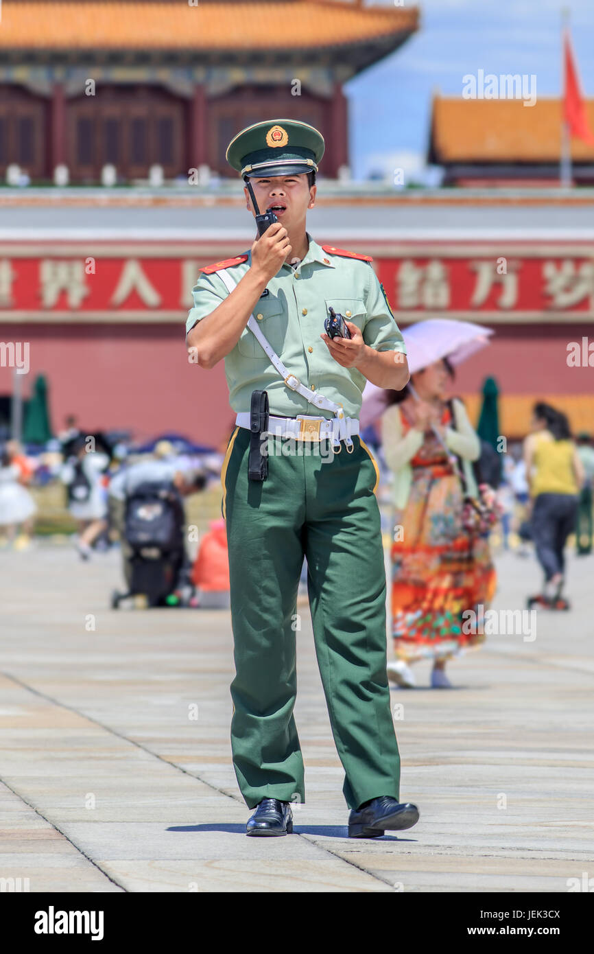 Chinese army guards hi-res stock photography and images - Alamy