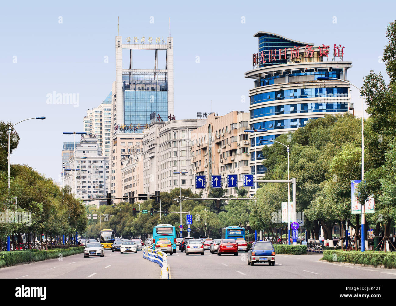 The light of the city of wenzhou hi-res stock photography and images ...