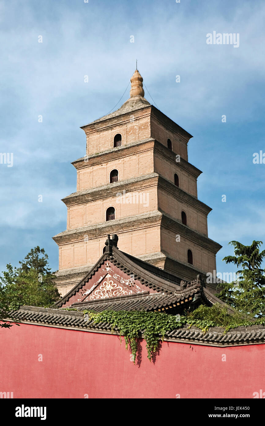 Wild Goose pagoda at dusk, Xian, China Stock Photo - Alamy