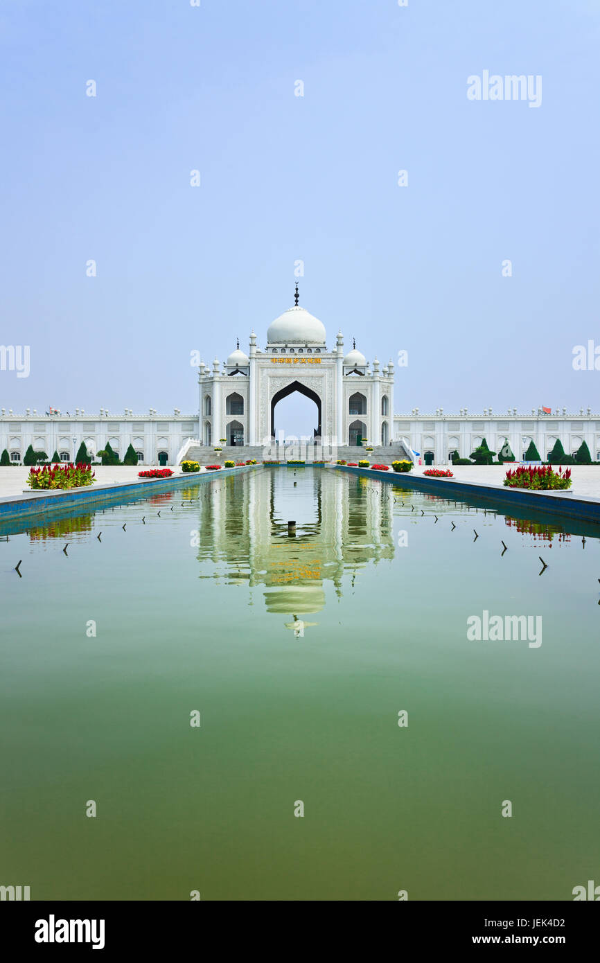 Hui ningxia mosque hi-res stock photography and images - Alamy