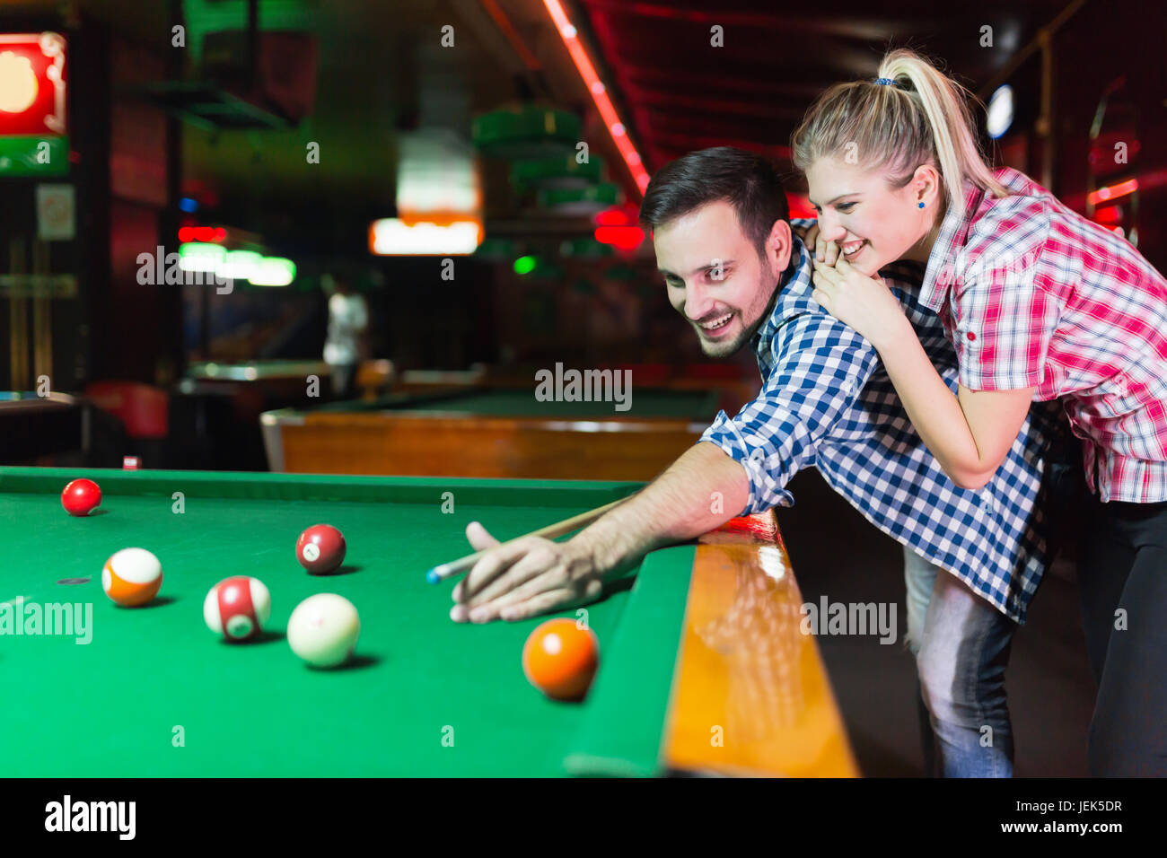Man playing pool bar town hi-res stock photography and images - Alamy