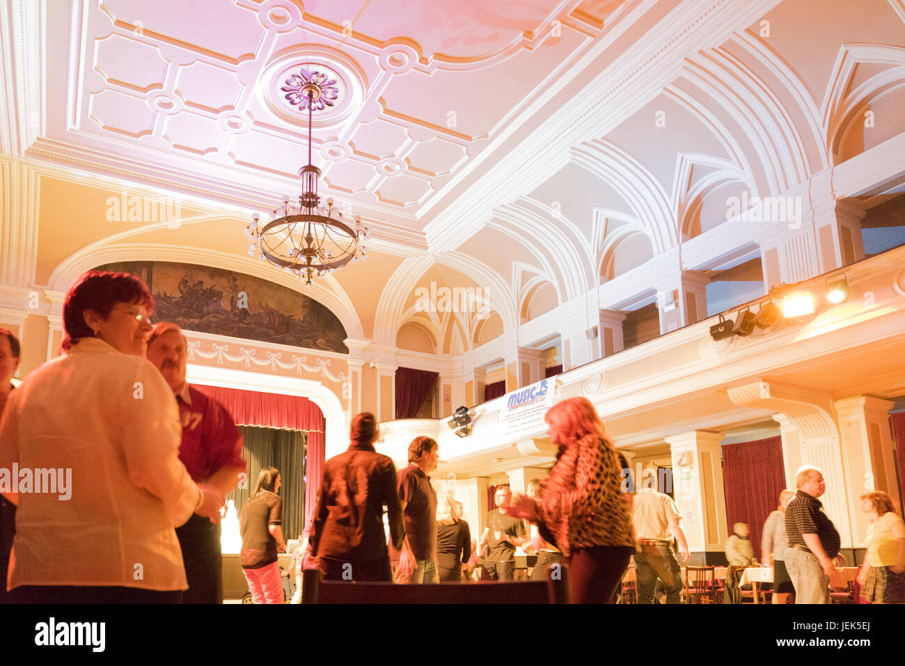 Retro disco dance hi-res stock photography and images - Alamy