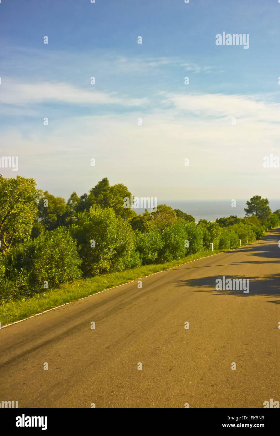 Empty path and road hi-res stock photography and images - Alamy