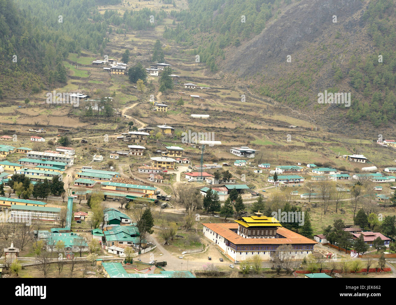 Thimpu road hi-res stock photography and images - Alamy