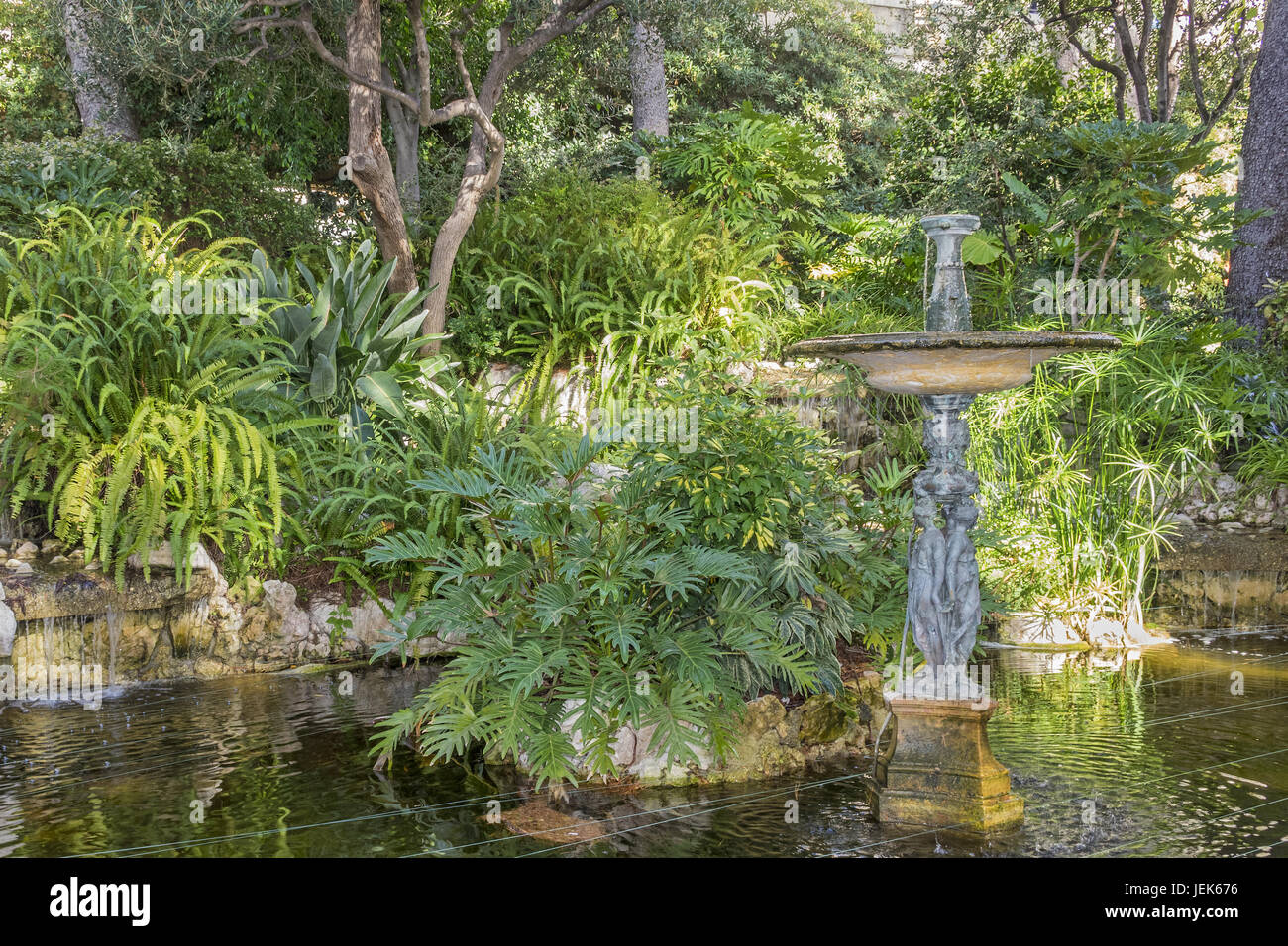 Fountain monaco hi-res stock photography and images - Alamy
