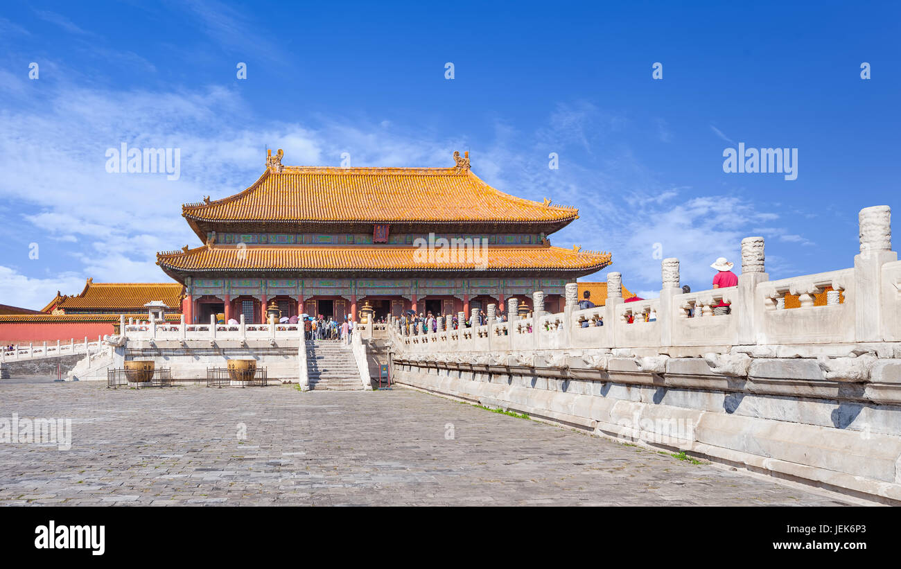 Elevated walkway with ornate balustrade to pavilion, Palace Museum ...