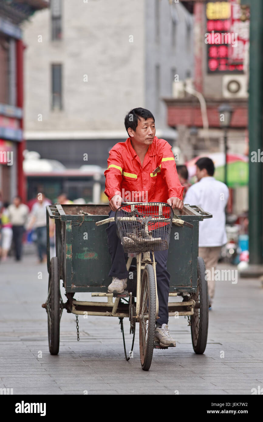 Street Sweeper Male High Resolution Stock Photography and Images - Alamy