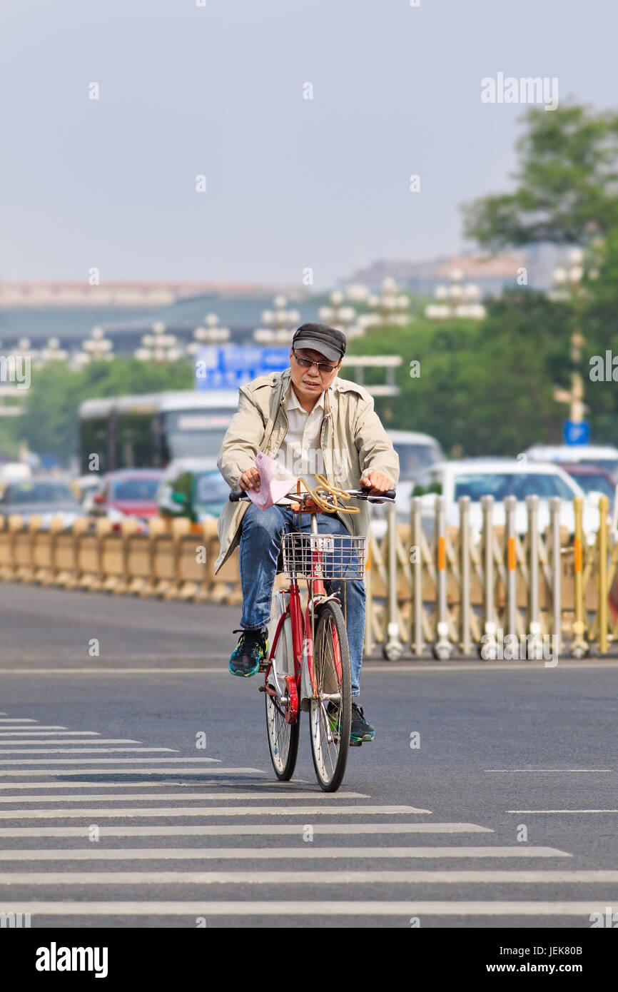 Multiplication man hi-res stock photography and images - Alamy