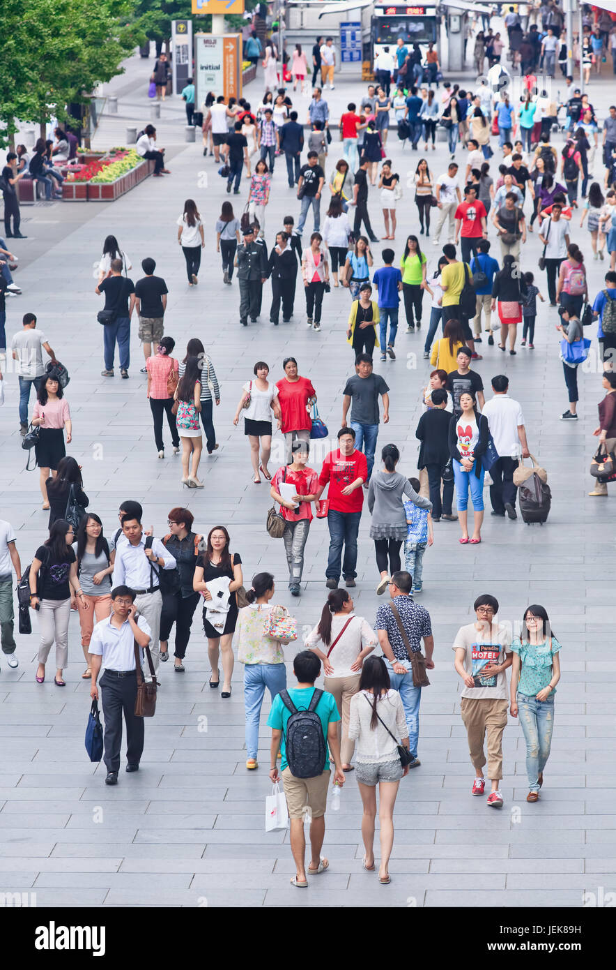 Worlds population growth hi-res stock photography and images - Alamy