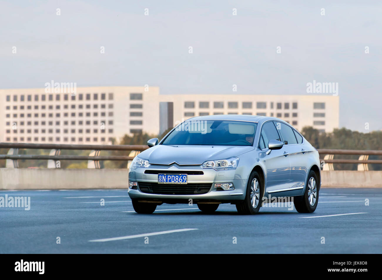 Raised rims hi-res stock photography and images - Alamy