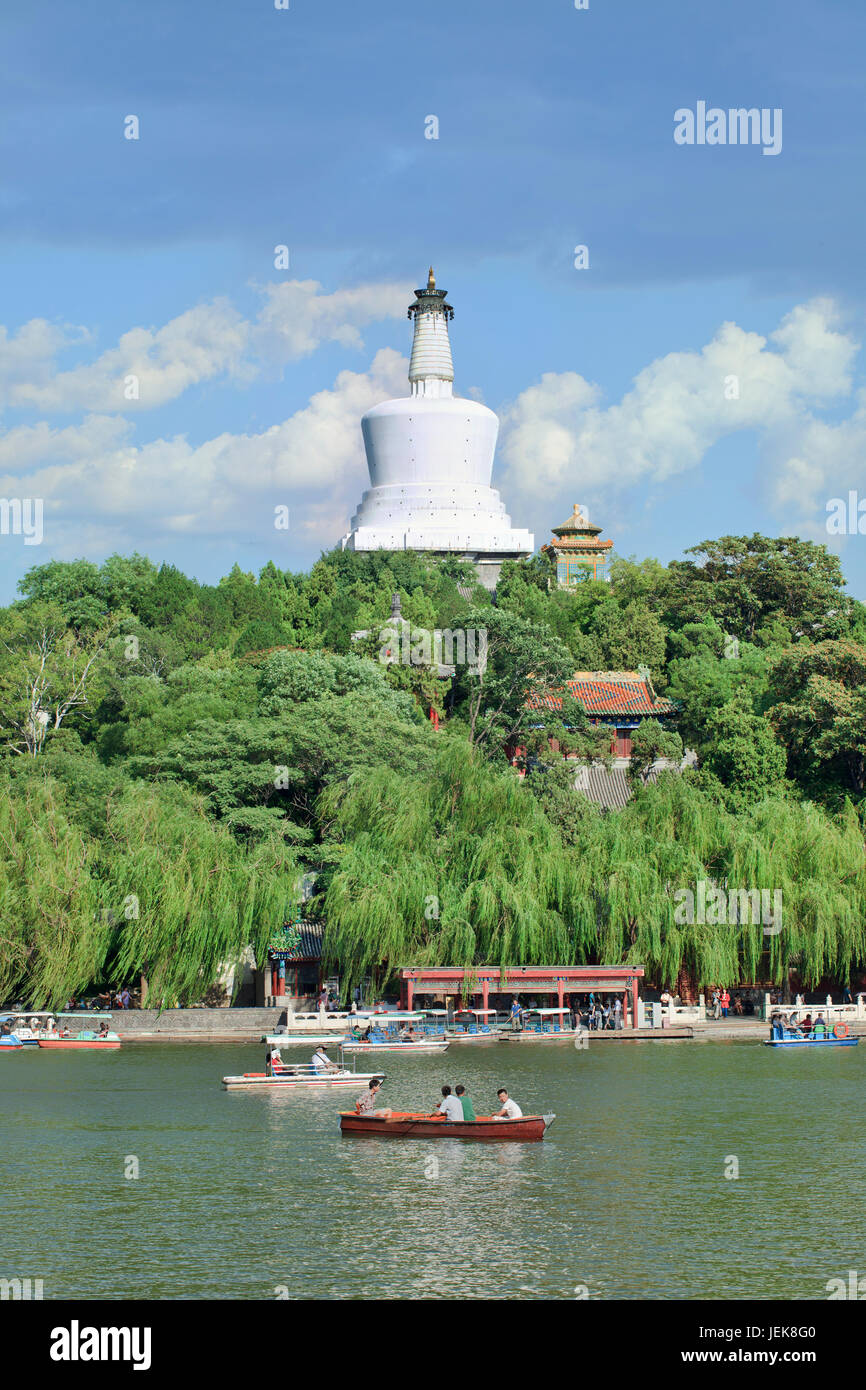Beihai park beijing boat hi-res stock photography and images - Alamy