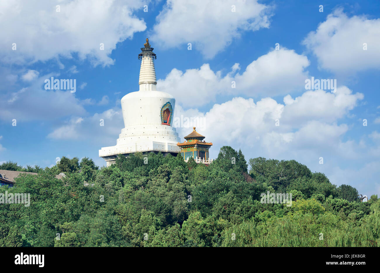 Iconic white Stupa at Beihai Park, Beijing, China Stock Photo - Alamy
