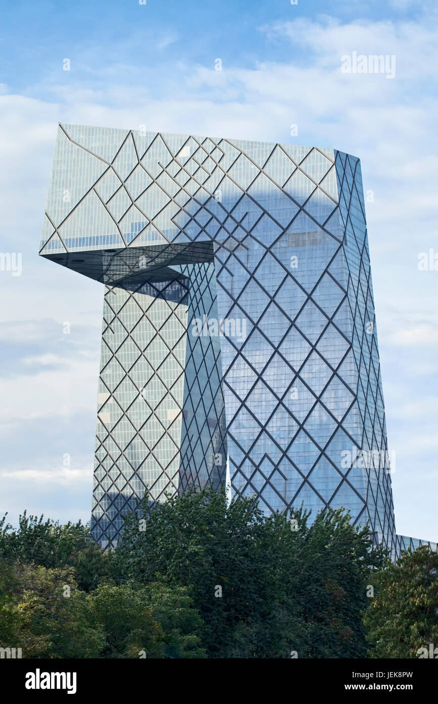 Each as tall as a 15 storey building hi-res stock photography and ...