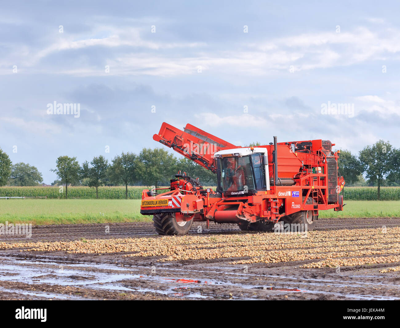 Potato harvester farming equipment hi-res stock photography and images ...