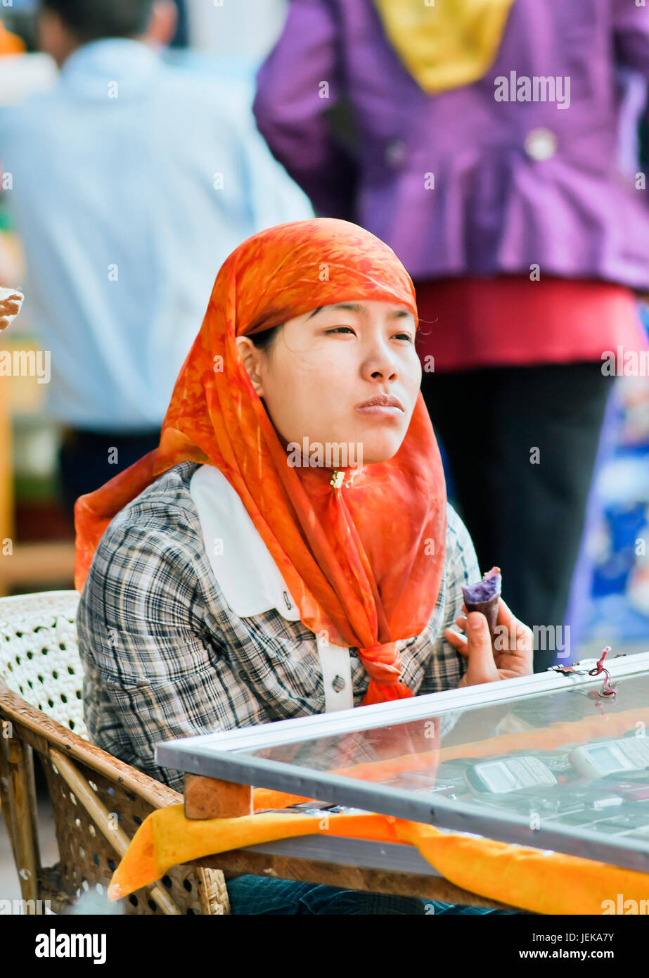 Hui Muslim Woman High Resolution Stock Photography and Images - Alamy