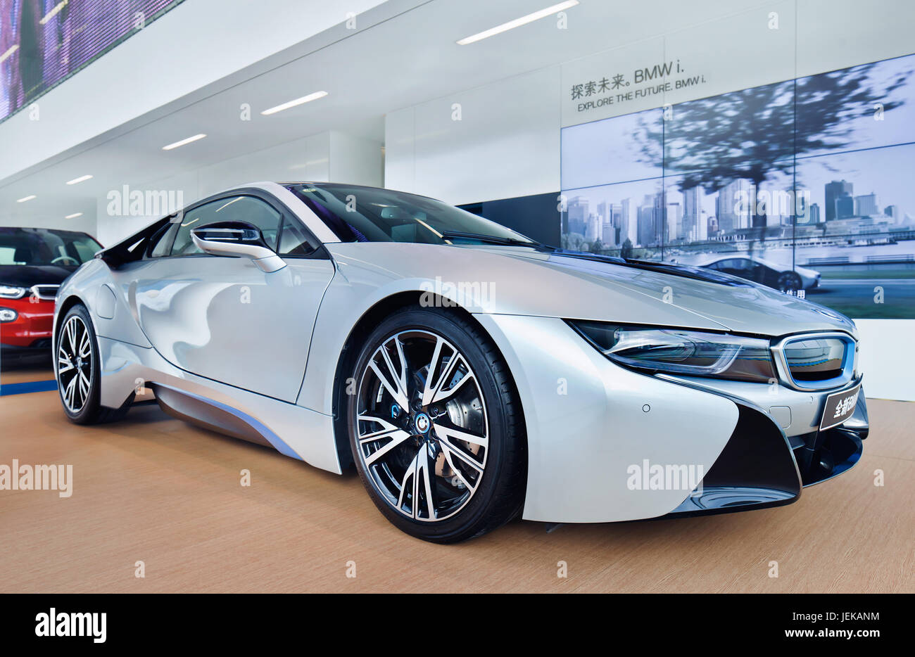 Bmw i8 sports car hi-res stock photography and images - Alamy
