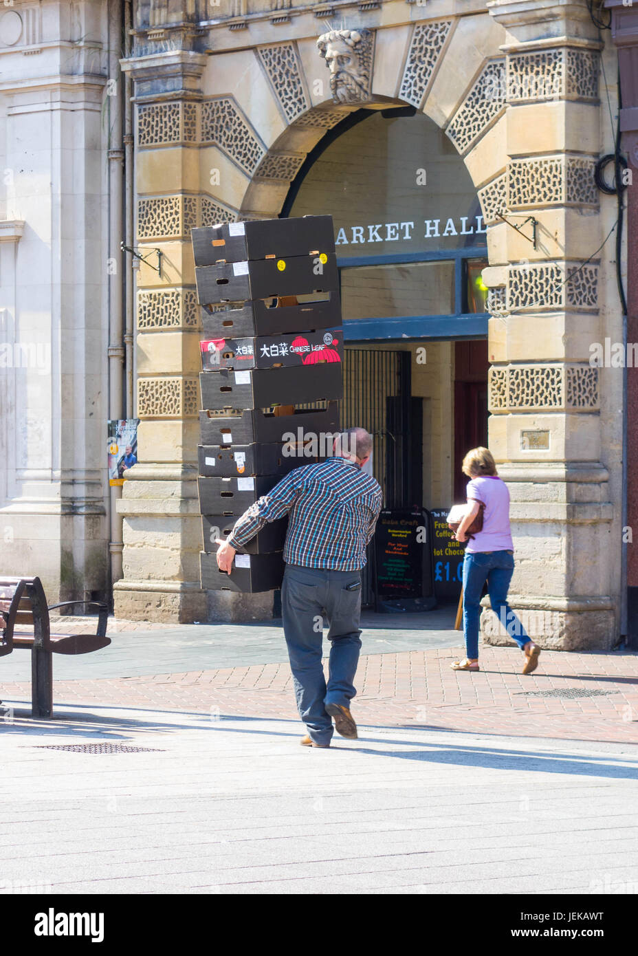 Packing Stacking Boxes High Resolution Stock Photography and Images - Alamy
