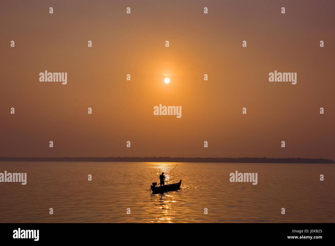 Clam boat hi-res stock photography and images - Alamy