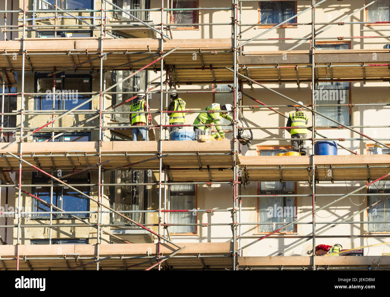 Building cladding fitted hi-res stock photography and images - Alamy