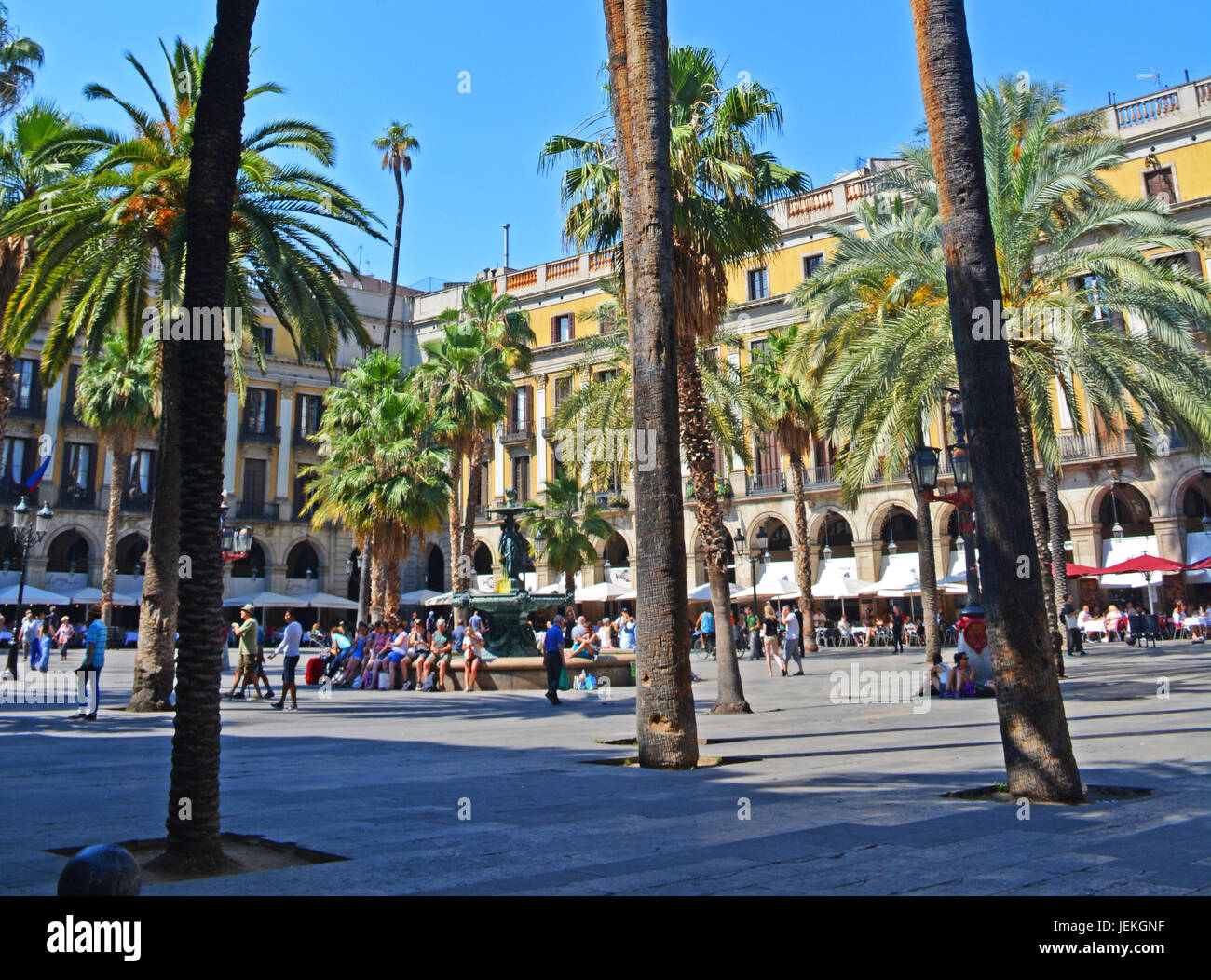 Rei square hi-res stock photography and images - Alamy