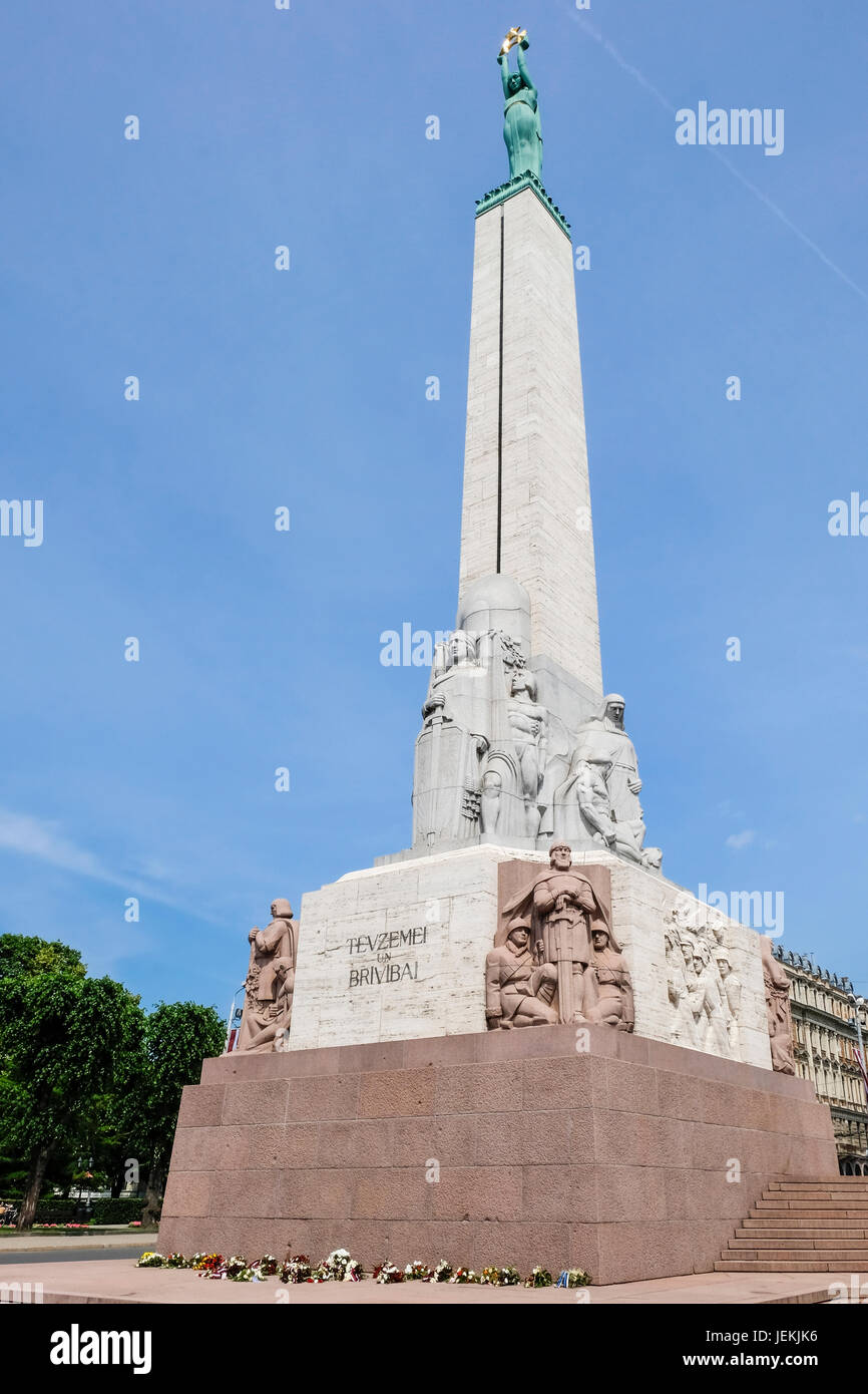 Freedom Monument, Riga, Latvia Stock Photo - Alamy