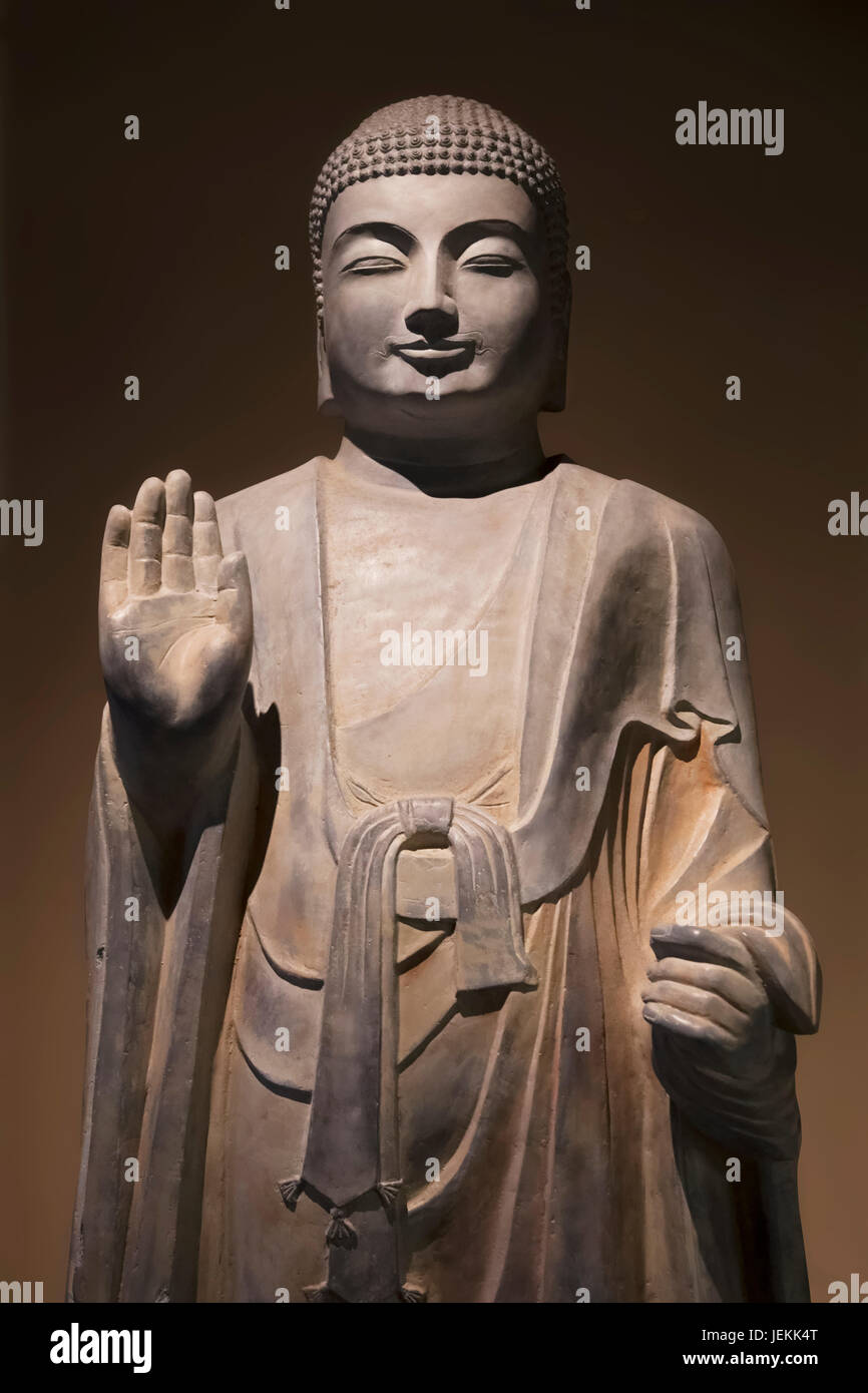 Standing statue of sakyamuni hi-res stock photography and images - Alamy