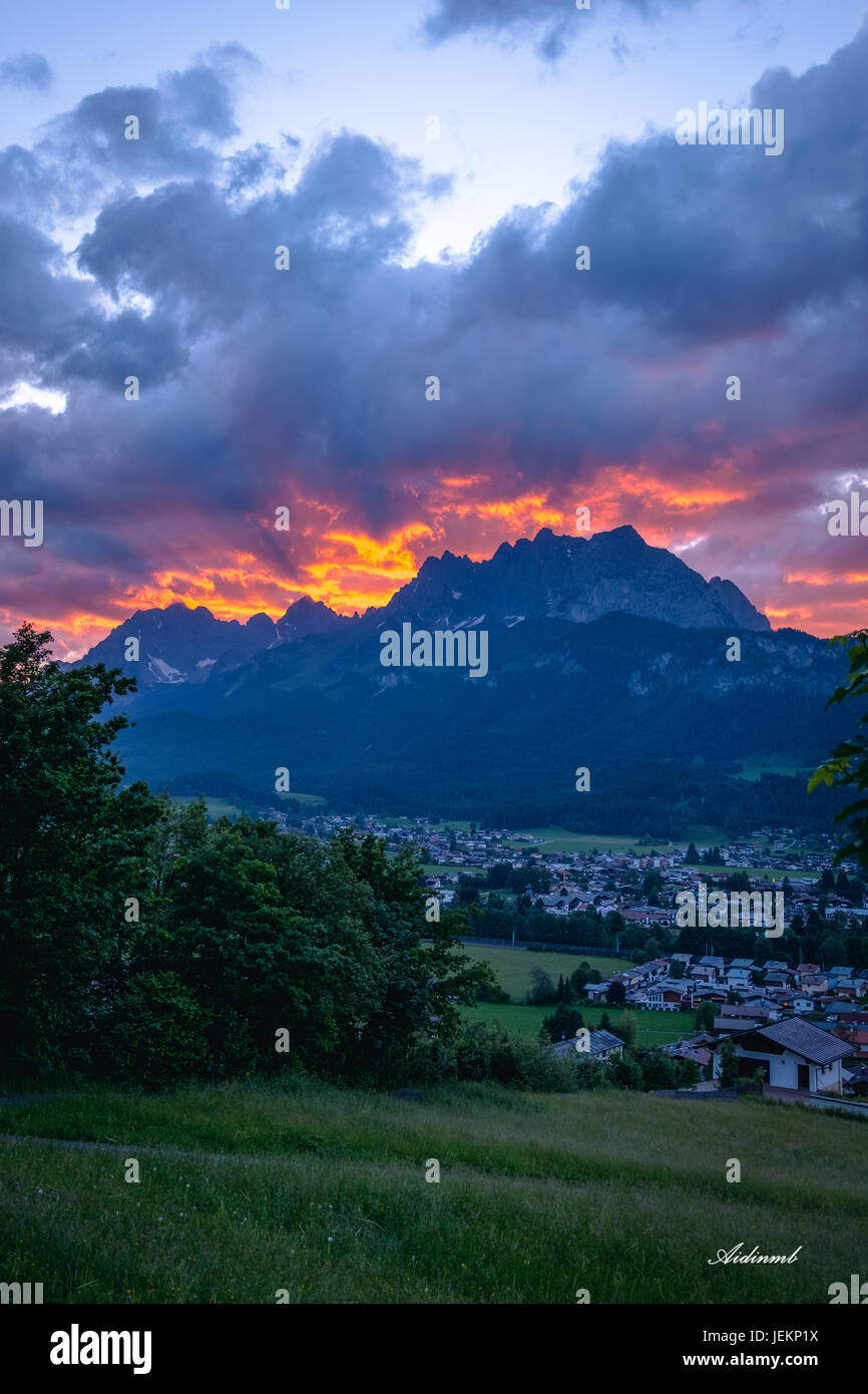 Alp villages hi-res stock photography and images - Alamy